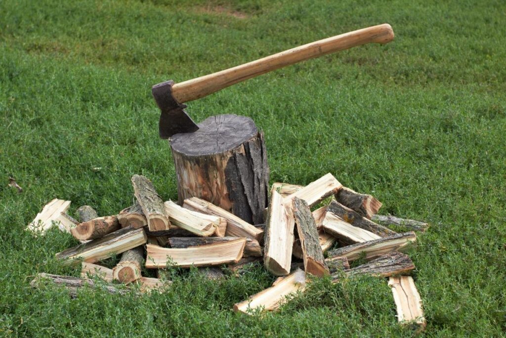 Wood Maul Vs Axe: What's The Difference Between An Axe And A Maul ...