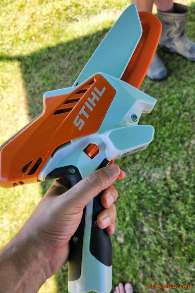 Stihl GTA 26 Mini Chainsaw Reviews 2024: Small Garden Pruner