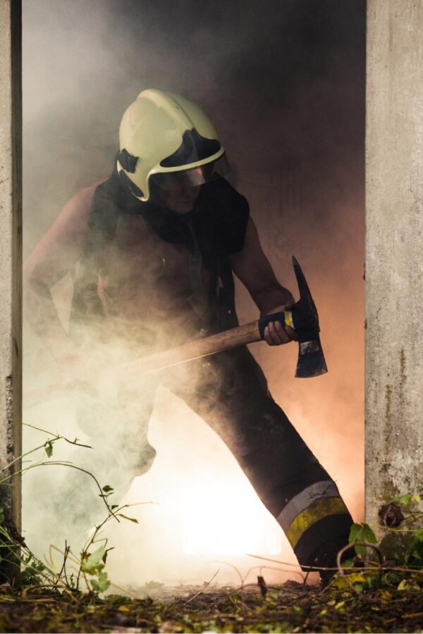 5 BEST Fireman Axe Reviews: Pick-Axes, Pulaski, Broad Fire Axes