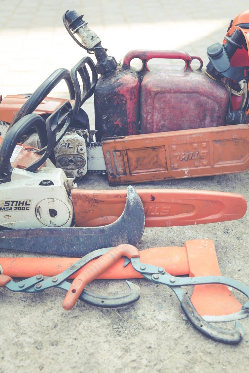 Stihl MSA 200 Chainsaw Review: "No One I Know Likes Them"