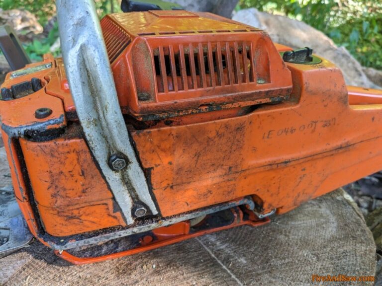 Husqvarna 154 SE Chainsaw Reviews: A Pro 54 cc 1980s Saw