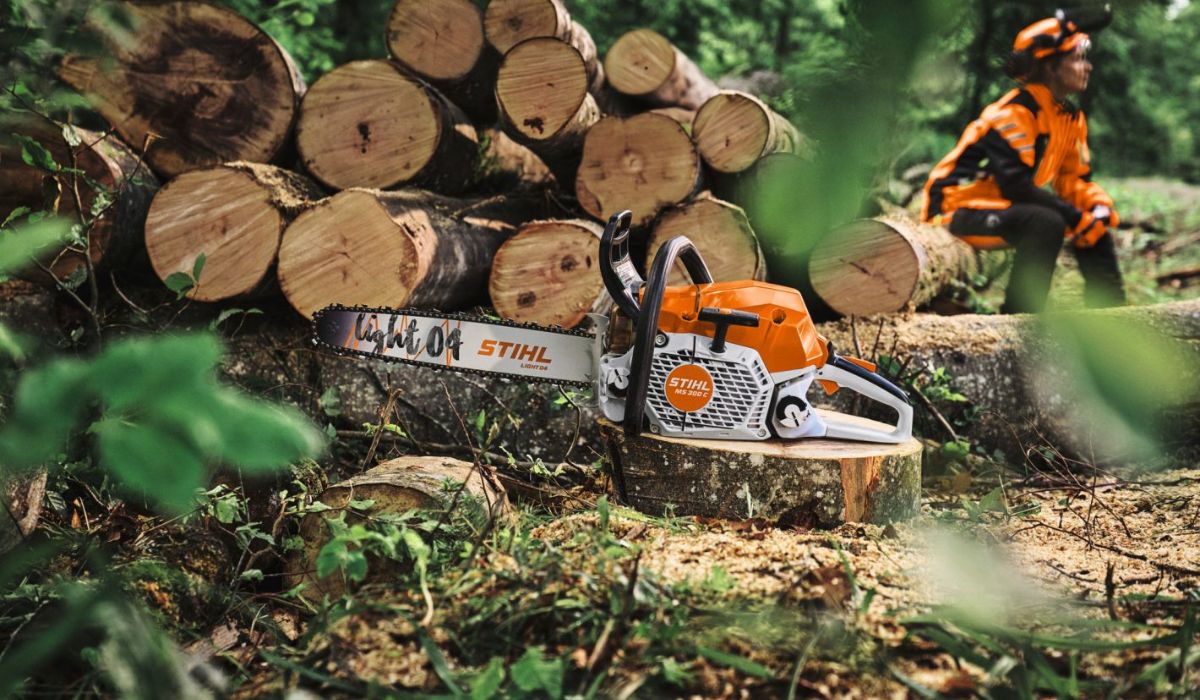 NEW STIHL MS 300 Chainsaw: Replacing the MS 261?